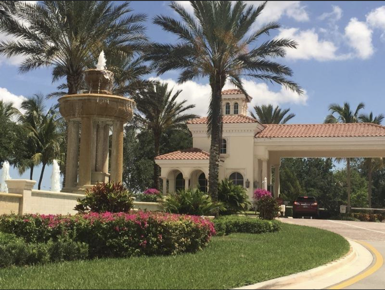 Stroll Magazine | Stroll The Oaks at Boca Raton | Boca Raton, FL